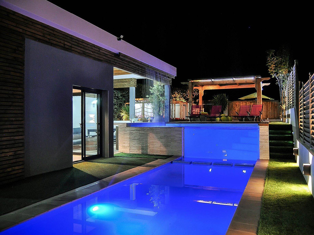Das atemberaubende Infinity-Pool-Projekt des JAFFA im Beijing Yintai ...